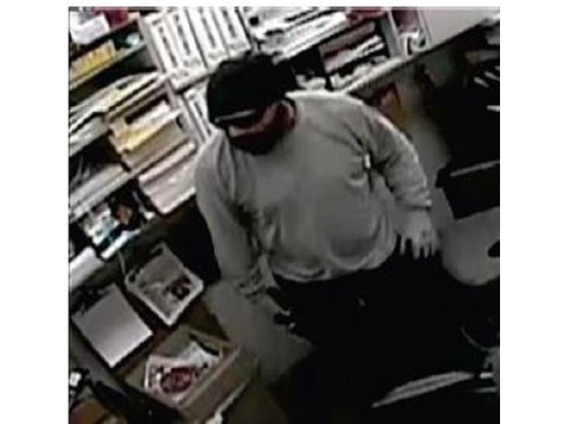 Cvs Armed Robbery Suspect Sought By Police Brandon Fl Patch