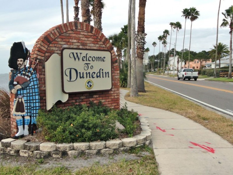 'Welcome to Dunedin' Signs for South Douglas Avenue? | Dunedin, FL Patch