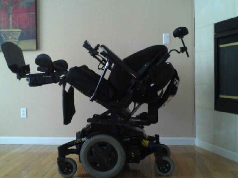 Invacare TDX SP Power Wheelchair w/Tilt/Recline/Leg Lift | Arnold, MO Patch