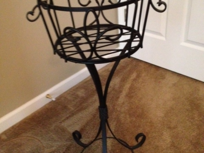 Southern Living Entertainment Bucket Stand | Dacula, GA Patch