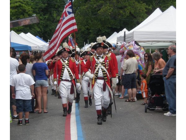 A Great Gaspee Days Escape to the Arts and Crafts Fair In Pawtuxet ...