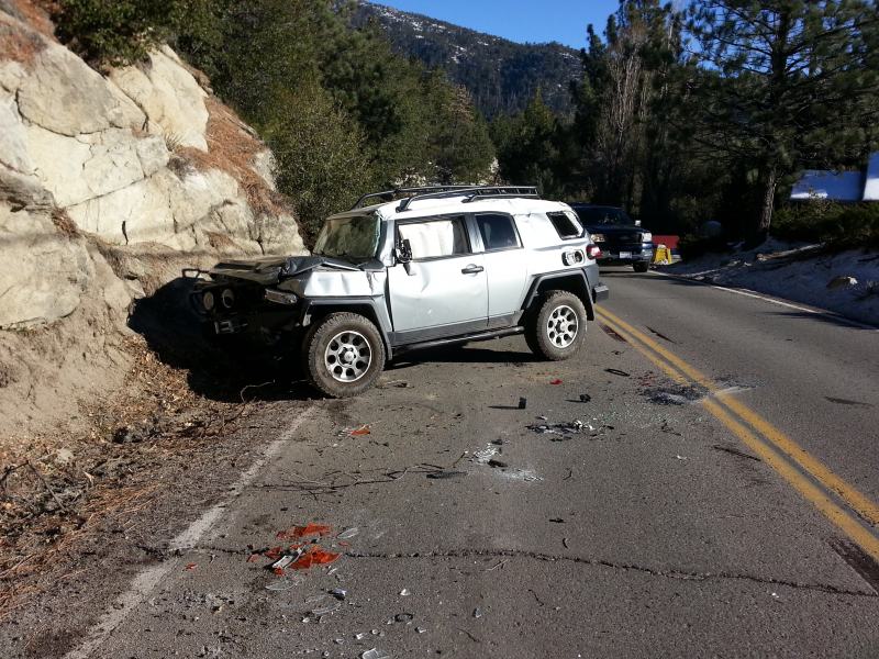 IDYLLWILD CRASH: FJ Cruiser Rolls off Cliff, Lands on SR 243 | Palm ...