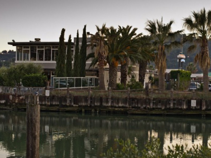 Terrapin Crossroads Moves into Closing Seafood Peddler | San Anselmo ...