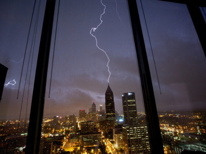 Lightning Strikes Bank of America Building | Midtown, GA Patch Lightning Strikes Bank of America Building | Midtown, GA Patch