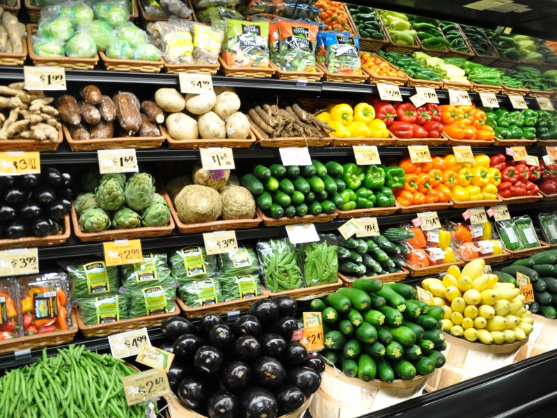 Exec: High-End Grocery Stores Need More Than Fans to Set Up Locally ...
