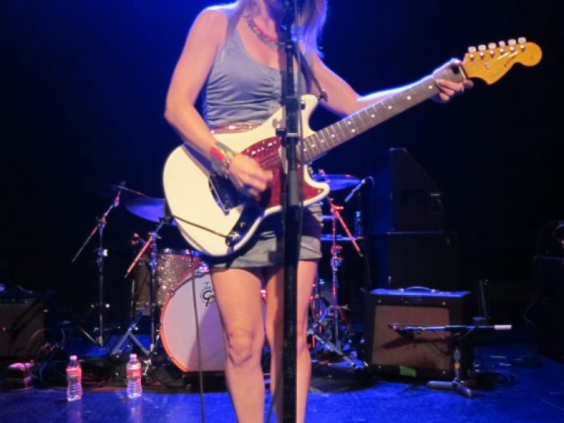 Liz Phair Lights Up The Troubadour Stage | West Hollywood, CA Patch