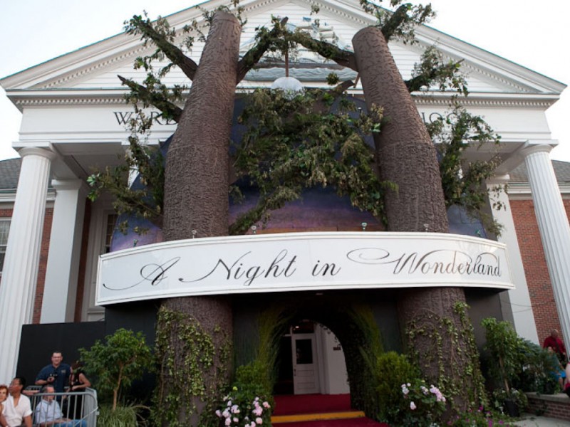 PHOTOS: Ward Melville Seniors Spend 'A Night in Wonderland' | Three ...
