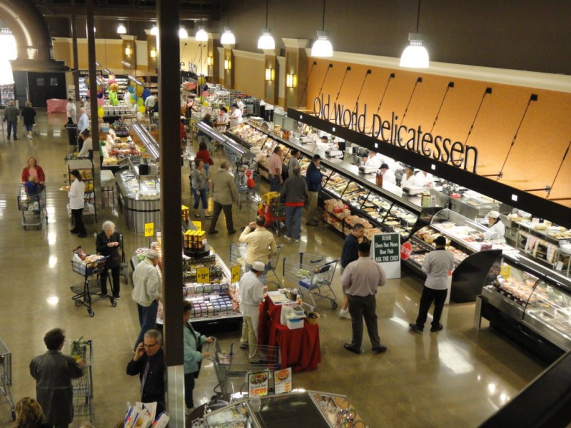 View Finder: Residents Pack Cranberry Shop 'n Save for Store Opening ...
